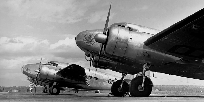 Airplanes Lineup, 1936 (detail - obrazarna.cz